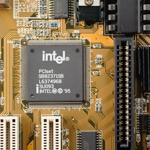 Researchers Find Dangerous Intel Chip Flaw - Infosecurity Magazine