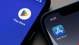 Large-Scale Malicious App Campaign Bypassing Android Security ...